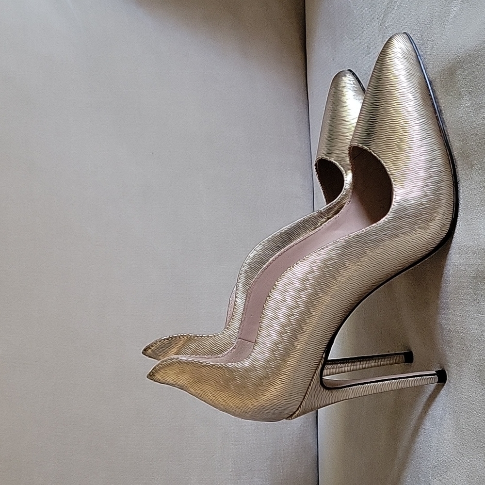 James Chan Leather Pumps - Gem